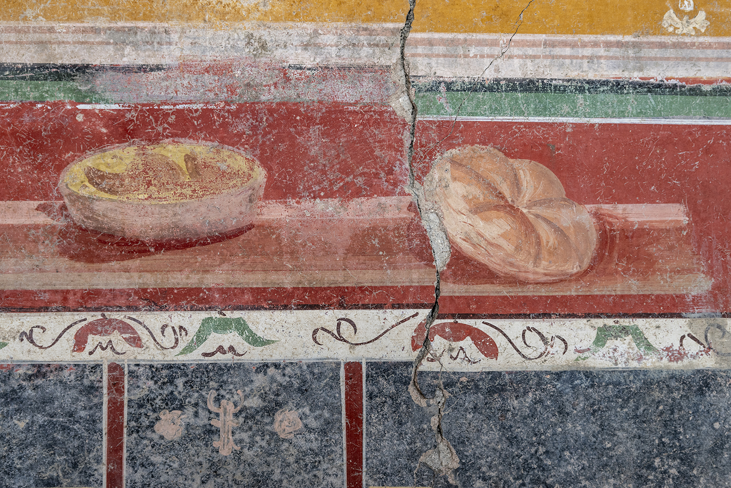 Pompei. Nell’Insula 6 della Regio V, accanto alla Casa di Leda e il ...